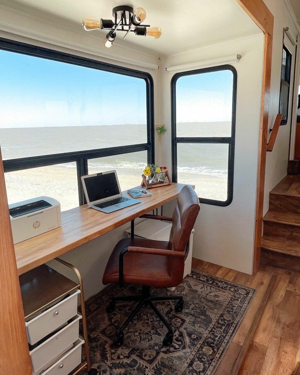 18 Creative RV Office Set-Ups To Inspire You To Travel Full-Time ...